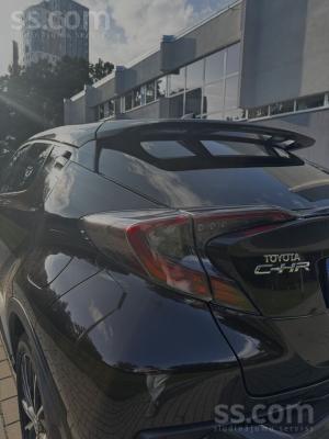 Brūns Toyota C-HR 2019 Rīga, ar dzinēja tilpumu 1.80 L un nobraukumu 133 tūkst. km par 17700 €, foto 9 vietnē AUTOMOTO.COM.LV