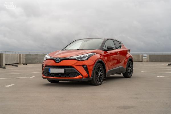 Коричневый Тойота C-HR 2020 в Вильнюс, объемом двигателя 2.00 л и пробегом 168 тыс. км за 18990 €, фото 2 на AUTOMOTO.COM.LV