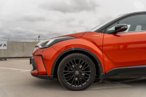 Brūns Toyota C-HR 2020 Viļņa, ar dzinēja tilpumu 2.00 L un nobraukumu 168 tūkst. km par 18990 €, foto 5 vietnē AUTOMOTO.COM.LV