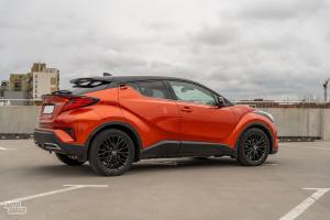 Brūns Toyota C-HR 2020 Viļņa, ar dzinēja tilpumu 2.00 L un nobraukumu 168 tūkst. km par 18990 €, foto 7 vietnē AUTOMOTO.COM.LV