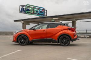 Brūns Toyota C-HR 2020 Viļņa, ar dzinēja tilpumu 2.00 L un nobraukumu 168 tūkst. km par 18990 €, foto 9 vietnē AUTOMOTO.COM.LV