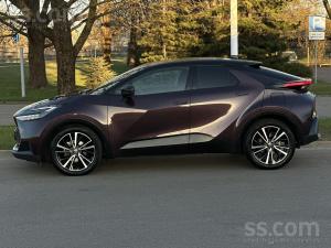 Brūns Toyota C-HR 2024 Rīga, ar dzinēja tilpumu 1.80 L un nobraukumu 15 tūkst. km par 31700 €, foto 6 vietnē AUTOMOTO.COM.LV