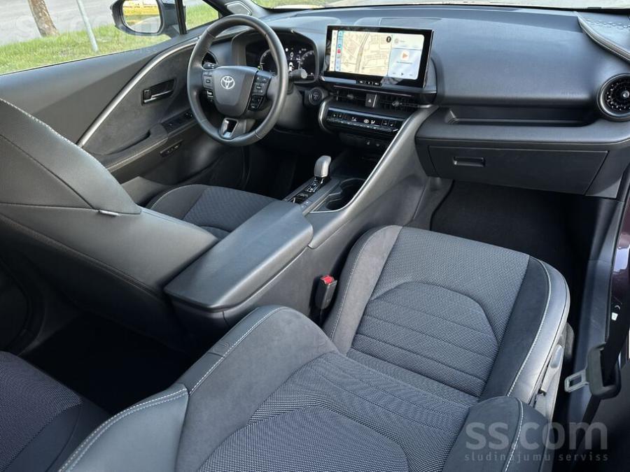 Brūns Toyota C-HR 2024 Rīga, ar dzinēja tilpumu 1.80 L un nobraukumu 15 tūkst. km par 31700 €, foto 19 vietnē AUTOMOTO.COM.LV