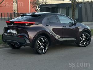 Brūns Toyota C-HR 2024 Rīga, ar dzinēja tilpumu 1.80 L un nobraukumu 15 tūkst. km par 31700 €, foto 34 vietnē AUTOMOTO.COM.LV