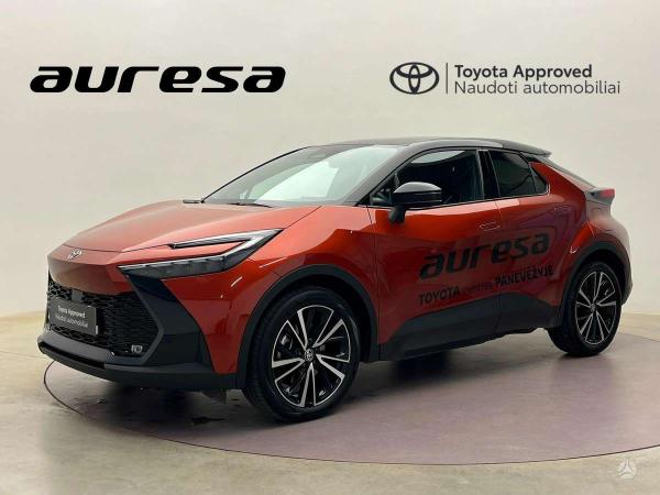 Brūns Toyota C-HR 2025 Panevēža, ar dzinēja tilpumu 1.99 L un nobraukumu 10 tūkst. km par 40990 €, foto 1 vietnē AUTOMOTO.COM.LV