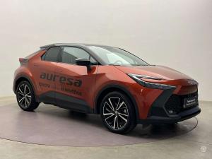 Brown Toyota C-HR 2025 in Panevezys, with an engine capacity of 1.99 L and mileage of 10 thousand km for 40990 €, photo 4 on AUTOMOTO.COM.LV