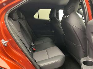 Brown Toyota C-HR 2025 in Panevezys, with an engine capacity of 1.99 L and mileage of 10 thousand km for 40990 €, photo 19 on AUTOMOTO.COM.LV