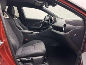 Brown Toyota C-HR 2025 in Panevezys, with an engine capacity of 1.99 L and mileage of 10 thousand km for 40990 €, photo 20 on AUTOMOTO.COM.LV