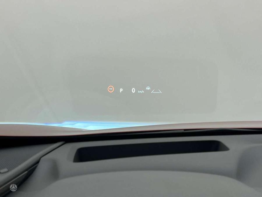 Brown Toyota C-HR 2025 in Panevezys, with an engine capacity of 1.99 L and mileage of 10 thousand km for 40990 €, photo 32 on AUTOMOTO.COM.LV