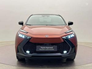 Brown Toyota C-HR 2025 in Panevezys, with an engine capacity of 1.99 L and mileage of 10 thousand km for 40990 €, photo 43 on AUTOMOTO.COM.LV
