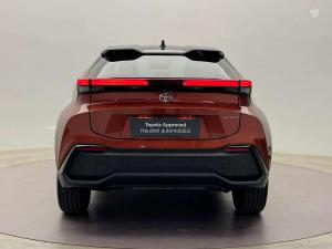 Brown Toyota C-HR 2025 in Panevezys, with an engine capacity of 1.99 L and mileage of 10 thousand km for 40990 €, photo 45 on AUTOMOTO.COM.LV