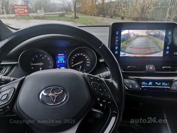 Brūns Toyota C-HR 2017 Tallina, ar dzinēja tilpumu 1.20 L un nobraukumu 145 tūkst. km par 13800 €, foto 5 vietnē AUTOMOTO.COM.LV