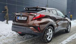 Brūns Toyota C-HR 2017 Klaipėda, ar dzinēja tilpumu 1.80 L un nobraukumu 191 tūkst. km par 14500 €, foto 3 vietnē AUTOMOTO.COM.LV
