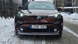 Brūns Toyota C-HR 2017 Klaipėda, ar dzinēja tilpumu 1.80 L un nobraukumu 191 tūkst. km par 14500 €, foto 11 vietnē AUTOMOTO.COM.LV