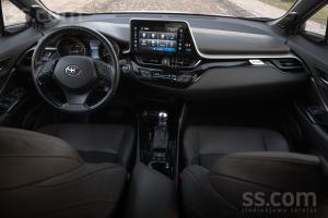 Brūns Toyota C-HR 2017 Jelgava, ar dzinēja tilpumu 1.80 L un nobraukumu 220 tūkst. km par 15000 €, foto 11 vietnē AUTOMOTO.COM.LV