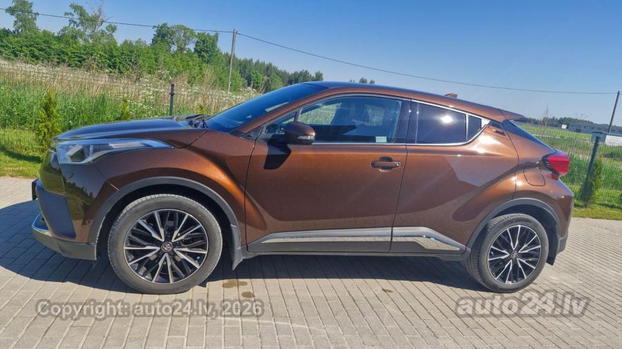 Коричневый Тойота C-HR 2017 в Тарту, объемом двигателя 1.20 л и пробегом 70 тыс. км за 15700 €, фото 1 на AUTOMOTO.COM.LV