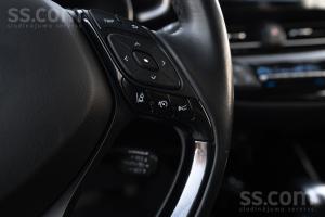 Коричневый Тойота C-HR 2017 в Елгава, объемом двигателя 1.80 л и пробегом 220 тыс. км за 15900 €, фото 18 на AUTOMOTO.COM.LV