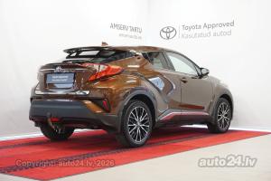 Brūns Toyota C-HR 2017 Tartu, ar dzinēja tilpumu 1.20 L un nobraukumu 70 tūkst. km par 15490 €, foto 3 vietnē AUTOMOTO.COM.LV