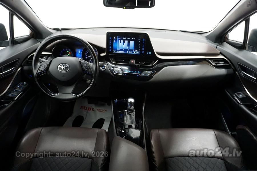 Brūns Toyota C-HR 2017 Tartu, ar dzinēja tilpumu 1.20 L un nobraukumu 70 tūkst. km par 15490 €, foto 9 vietnē AUTOMOTO.COM.LV