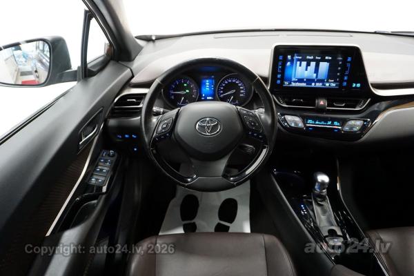 Brūns Toyota C-HR 2017 Tartu, ar dzinēja tilpumu 1.20 L un nobraukumu 70 tūkst. km par 15490 €, foto 9 vietnē AUTOMOTO.COM.LV