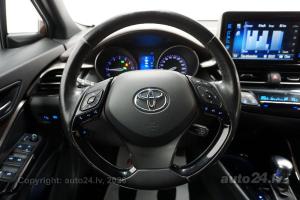 Brūns Toyota C-HR 2017 Tartu, ar dzinēja tilpumu 1.20 L un nobraukumu 70 tūkst. km par 15490 €, foto 13 vietnē AUTOMOTO.COM.LV