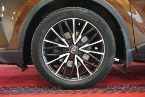 Brūns Toyota C-HR 2017 Tartu, ar dzinēja tilpumu 1.20 L un nobraukumu 70 tūkst. km par 15490 €, foto 16 vietnē AUTOMOTO.COM.LV