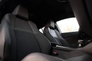 Brūns Toyota C-HR 2017 Jelgava, ar dzinēja tilpumu 1.80 L un nobraukumu 220 tūkst. km par 15900 €, foto 11 vietnē AUTOMOTO.COM.LV