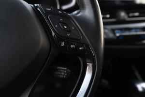 Brūns Toyota C-HR 2017 Jelgava, ar dzinēja tilpumu 1.80 L un nobraukumu 220 tūkst. km par 15900 €, foto 18 vietnē AUTOMOTO.COM.LV