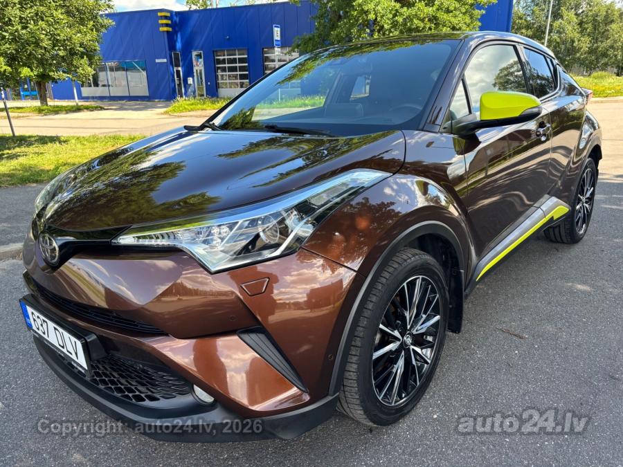 Brown Toyota C-HR 2017 in Paide, with an engine capacity of 1.20 L and mileage of 140 thousand km for 12890 €, photo 1 on AUTOMOTO.COM.LV