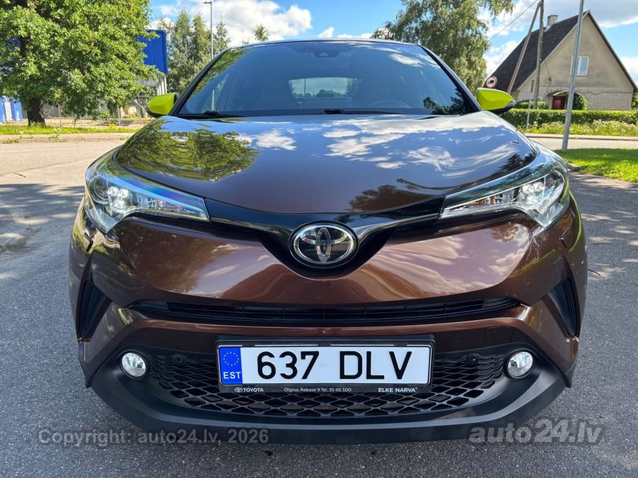 Brown Toyota C-HR 2017 in Paide, with an engine capacity of 1.20 L and mileage of 140 thousand km for 12890 €, photo 3 on AUTOMOTO.COM.LV