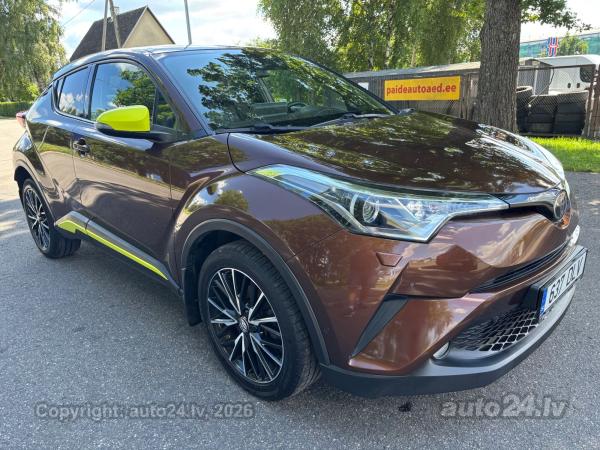 Brown Toyota C-HR 2017 in Paide, with an engine capacity of 1.20 L and mileage of 140 thousand km for 12890 €, photo 6 on AUTOMOTO.COM.LV