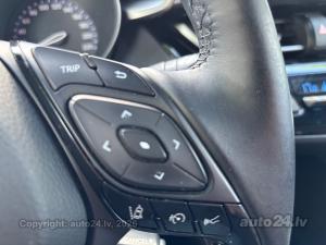 Brown Toyota C-HR 2017 in Paide, with an engine capacity of 1.20 L and mileage of 140 thousand km for 12890 €, photo 22 on AUTOMOTO.COM.LV