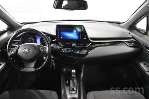 Brūns Toyota C-HR 2017 Rīga, ar dzinēja tilpumu 1.20 L un nobraukumu 112 tūkst. km par 14990 €, foto 15 vietnē AUTOMOTO.COM.LV