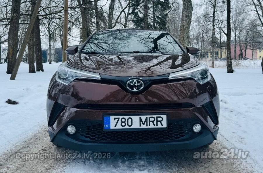 Коричневый Тойота C-HR 2018 в Таллин, объемом двигателя 1.20 л и пробегом 69 тыс. км за 17990 €, фото 2 на AUTOMOTO.COM.LV