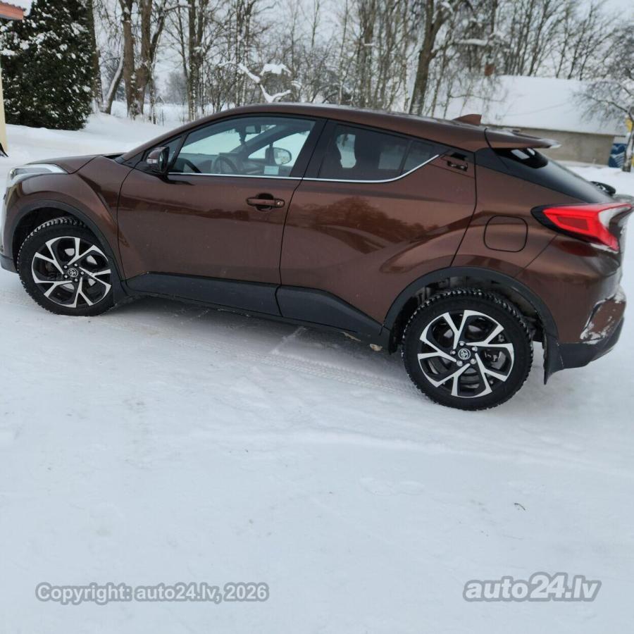 Brown Toyota C-HR 2019 in Tallinn, with an engine capacity of 1.20 L and mileage of 87 thousand km for 14700 €, photo 2 on AUTOMOTO.COM.LV