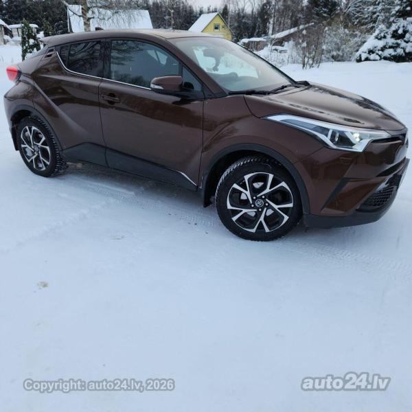 Brūns Toyota C-HR 2019 Tallina, ar dzinēja tilpumu 1.20 L un nobraukumu 87 tūkst. km par 14700 €, foto 3 vietnē AUTOMOTO.COM.LV
