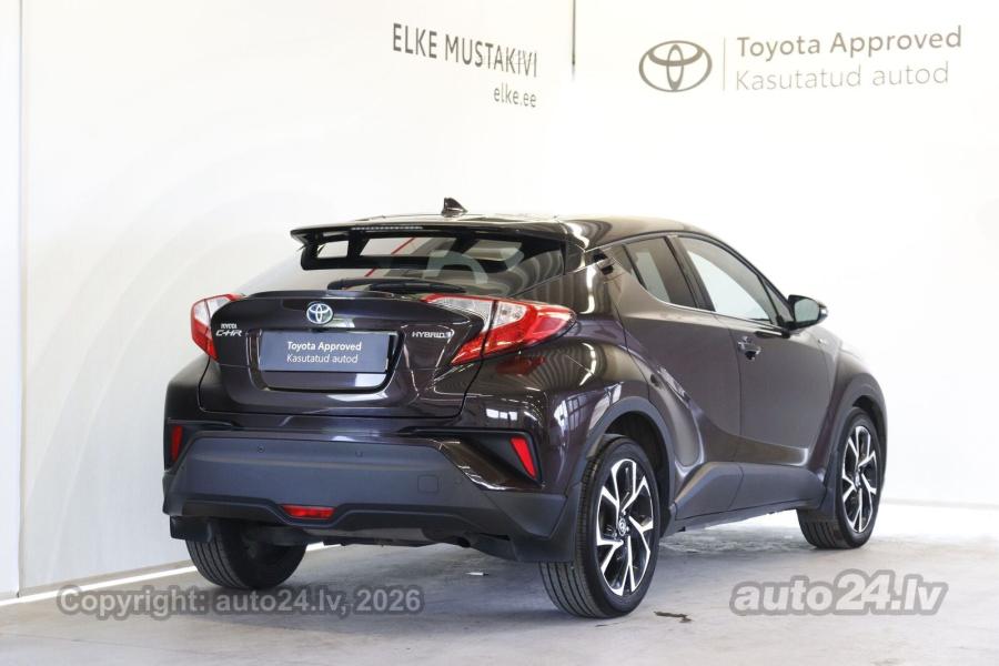 Коричневый Тойота C-HR 2019 в Таллин, объемом двигателя 1.80 л и пробегом 135 тыс. км за 15990 €, фото 3 на AUTOMOTO.COM.LV