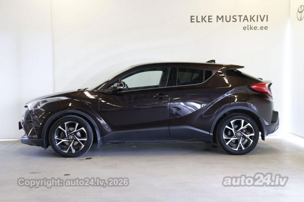 Brown Toyota C-HR 2019 in Tallinn, with an engine capacity of 1.80 L and mileage of 135 thousand km for 15990 €, photo 3 on AUTOMOTO.COM.LV