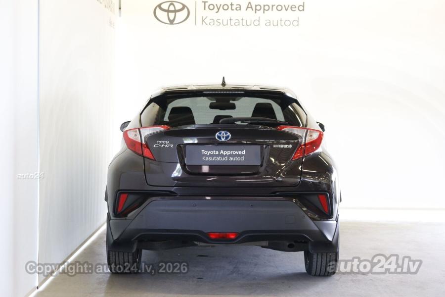 Коричневый Тойота C-HR 2019 в Таллин, объемом двигателя 1.80 л и пробегом 135 тыс. км за 15990 €, фото 5 на AUTOMOTO.COM.LV