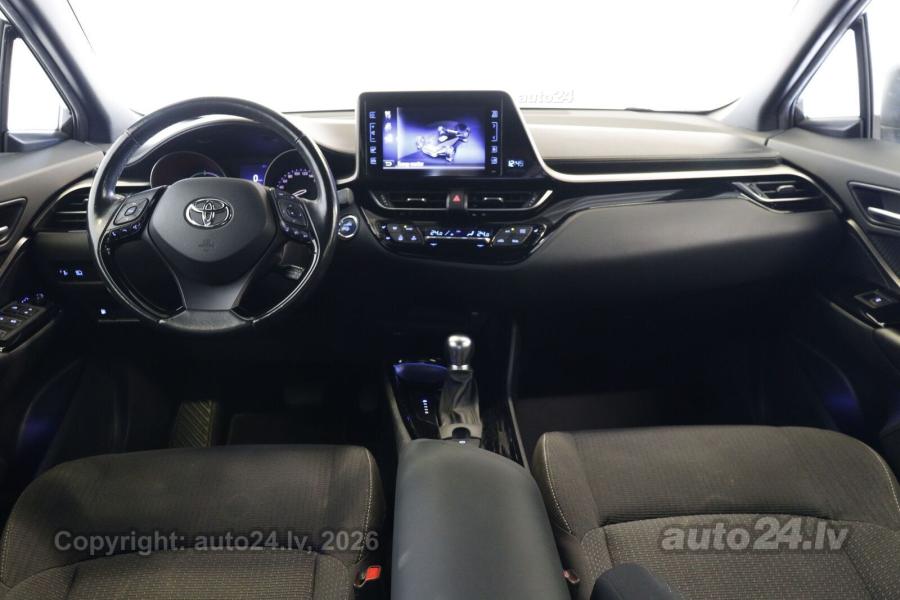 Коричневый Тойота C-HR 2019 в Таллин, объемом двигателя 1.80 л и пробегом 135 тыс. км за 15990 €, фото 9 на AUTOMOTO.COM.LV