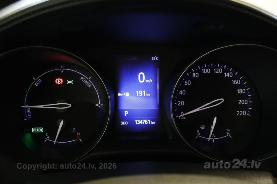 Коричневый Тойота C-HR 2019 в Таллин, объемом двигателя 1.80 л и пробегом 135 тыс. км за 15990 €, фото 14 на AUTOMOTO.COM.LV