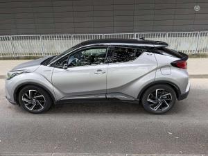 Brown Toyota C-HR 2020 in Siauliai, with an engine capacity of 2.00 L and mileage of 170 thousand km for 19200 €, photo 8 on AUTOMOTO.COM.LV