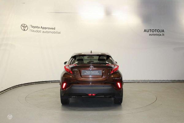 Brown Toyota C-HR 2016 in Kaunas, with an engine capacity of 1.20 L and mileage of 140 thousand km for 15900 €, photo 5 on AUTOMOTO.COM.LV