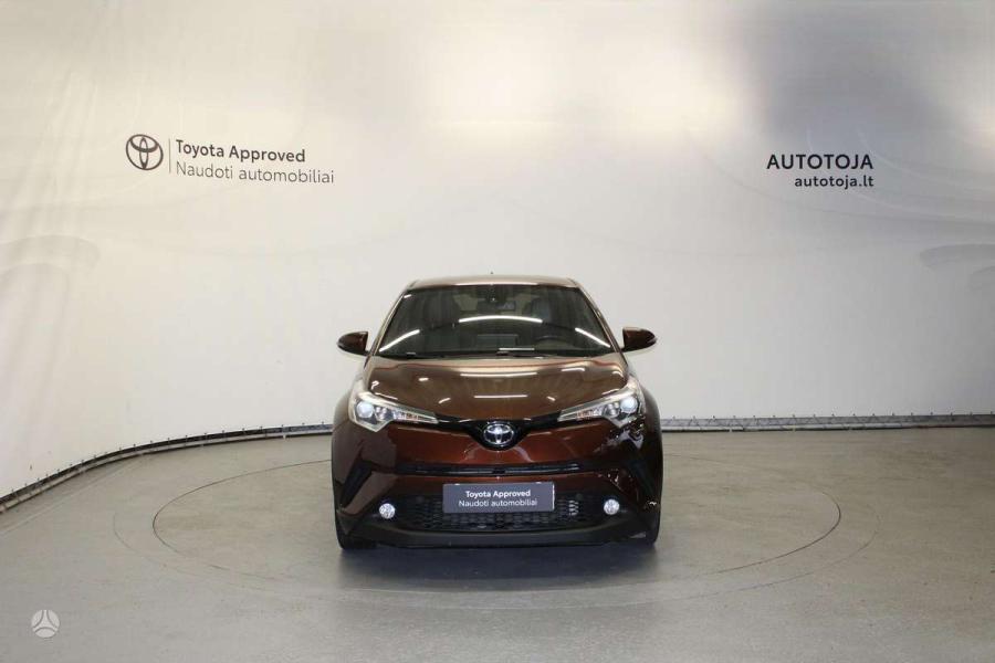 Brown Toyota C-HR 2016 in Kaunas, with an engine capacity of 1.20 L and mileage of 140 thousand km for 15900 €, photo 6 on AUTOMOTO.COM.LV