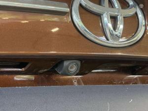 Brown Toyota C-HR 2016 in Kaunas, with an engine capacity of 1.20 L and mileage of 140 thousand km for 15900 €, photo 20 on AUTOMOTO.COM.LV