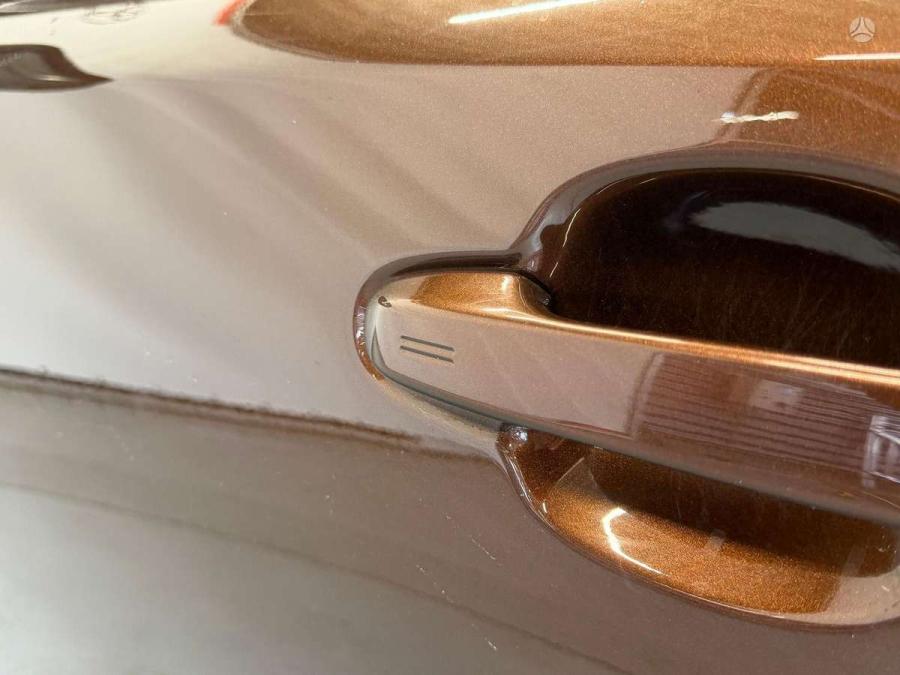 Brown Toyota C-HR 2016 in Kaunas, with an engine capacity of 1.20 L and mileage of 140 thousand km for 15900 €, photo 22 on AUTOMOTO.COM.LV