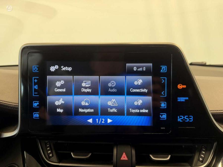 Brown Toyota C-HR 2016 in Kaunas, with an engine capacity of 1.20 L and mileage of 140 thousand km for 15900 €, photo 28 on AUTOMOTO.COM.LV