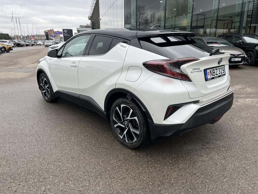 Тойота C-HR 2019 в Каунас, объемом двигателя 1.80 л и пробегом 140 тыс. км за 17600 €, фото 4 на AUTOMOTO.COM.LV