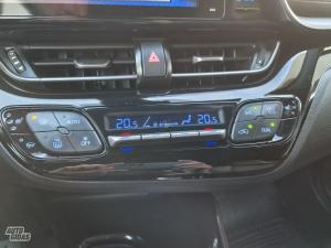 Toyota C-HR 2016 in Ukmerge, with an engine capacity of 1.80 L and mileage of 229 thousand km for 12700 €, photo 26 on AUTOMOTO.COM.LV