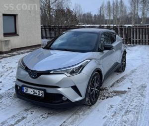 Тойота C-HR 2017 в Елгава, объемом двигателя 1.80 л и пробегом 168 тыс. км за 16800 €, фото 4 на AUTOMOTO.COM.LV